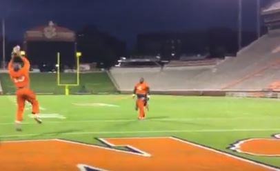 WATCH: Crowder throws TD pass to Lawrence to reenact championship play ...